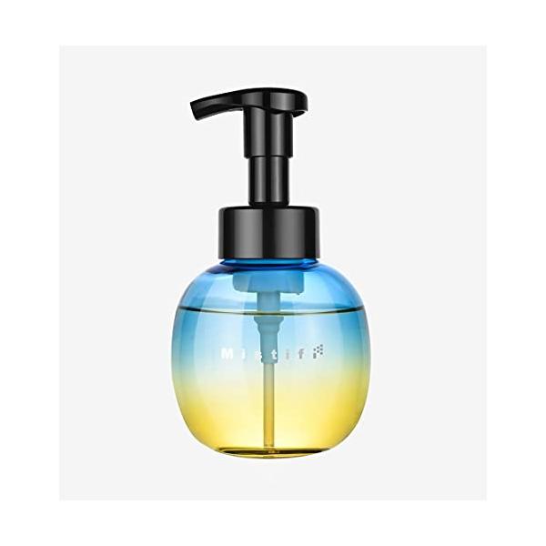 【商品概要】「ソフティタッチ」ポンプフォーマーを採用、押し易いです。基本的な機能性とガラス瓶の高級感を兼ね備えた、 上品なインテリアとして活躍、どんな空間にもマッチします。広口で、詰め替えしやすく、お手入れし易いディスペンサーです。中身が見...