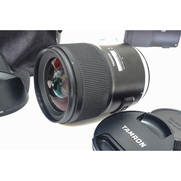 ■商品名タムロン SP 35mm F/1.4 Di USD (Model F045) [キヤノン用] ■状態並品動作良好で、多少のスレ等使用感はありますが状態の良い中古品です。レンズ内は多少のチリの混入はありますが、カビやくもりなど無くクリ...