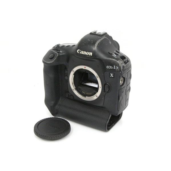■商品名キヤノン EOS-1D X ボディ■状態お買い得品全体的に使用感が大です。[外観]全体的に使用に伴うスレや傷があります。[光学]ファインダーやイメージセンサーに異常はありません。[動作]基本動作に異常は無く動作良好です。スタッフコメ...