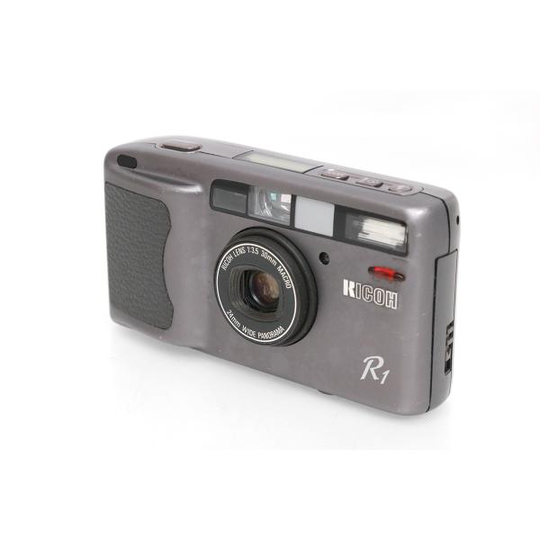 ■商品名リコー R1■状態難有品レンズ汚れ、液晶表示不具合、電池蓋閉じない等の不具合があります。[外観]全体的に使用に伴うスレや傷があります。[光学]ファインダーやレンズに汚れがあります。[動作]基本動作に異常は無く動作良好です。スタッフコ...