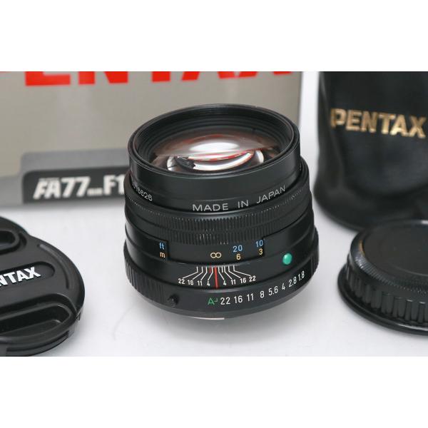 ■商品名ペンタックス smc PENTAX-FA 77mm F1.8 Limited■状態並品[外観]全体的に使用に伴うスレや傷があります。[光学]チリの混入はありますがくもりやカビなどは無く実用的な状態です。[動作]基本動作に異常は無く動...