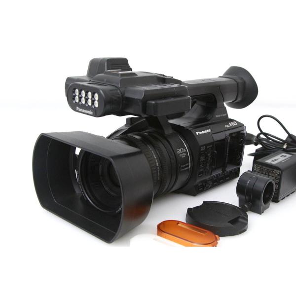 ■商品名パナソニック AG-AC30■状態並品■付属品バッテリー：純正品 1個充電器ハウジングライトフィルターアダプターマイク台座(取付ねじ欠品)説明書※付属品について上記、主要な付属品を記載しております。画像にあるものが全てとなりますので...