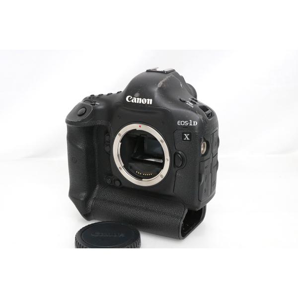 ■商品名キヤノン EOS-1D X ボディ■状態お買い得品使用感が高く、メーカー修理対応終了品の為。[外観]全体的に使用に伴うスレや傷があります。[光学]イメージセンサーに異常は無くきれいな状態です。ファインダー内にゴミの侵入があります。[...
