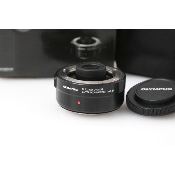 ■商品名オリンパス Teleconverter MC-20■状態極美品[外観]目立つダメージや使用感など無くきれいな状態です。[光学]わずかな微細チリのみでくもりやカビなど無くきれいな状態です。[動作]基本動作に異常は無く動作良好です。■付...