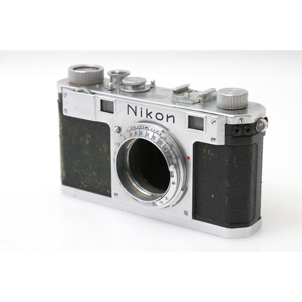 ■商品名ニコン S ボディ■状態ジャンク品シャッター幕破損・チャージせず。不動。ファインダークモリ。[外観]全体的に使用に伴うスレや傷があります。[光学]ファインダークモリ。[動作]不動 スタッフコメント部品取りの個体とお考え下さい。■付属...