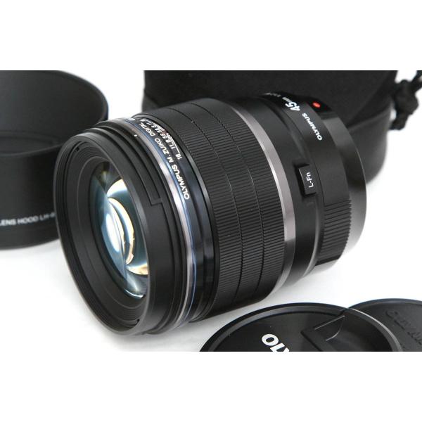 ■商品名オリンパス M.ZUIKO DIGITAL ED 45mm F1.2 PRO■状態良品[外観]概ねきれいな状態ですが、一部スレや傷があります。[光学]チリの混入と薄くもりがありますが、カビなどは無く実用的な状態です。[動作]基本動作...