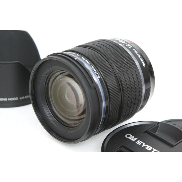 ■商品名OMシステム M.ZUIKO DIGITAL ED 12-45mm F4.0 PRO■状態並品[外観]概ねきれいな状態ですが、一部スレや傷があります。フードにスレがあります。[光学]チリの混入はありますがくもりやカビなどは無く実用的...