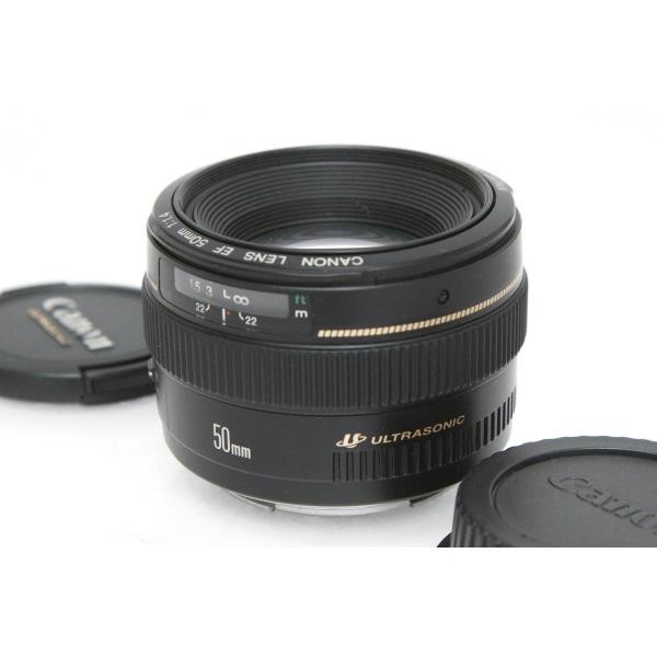 ■商品名キヤノン EF50mm F1.4 USM■状態良品[外観]概ねきれいな状態ですが、一部スレや傷があります。[光学]チリの混入はありますがくもりやカビなどは無く実用的な状態です。[動作]基本動作に異常は無く動作良好です。スタッフコメン...