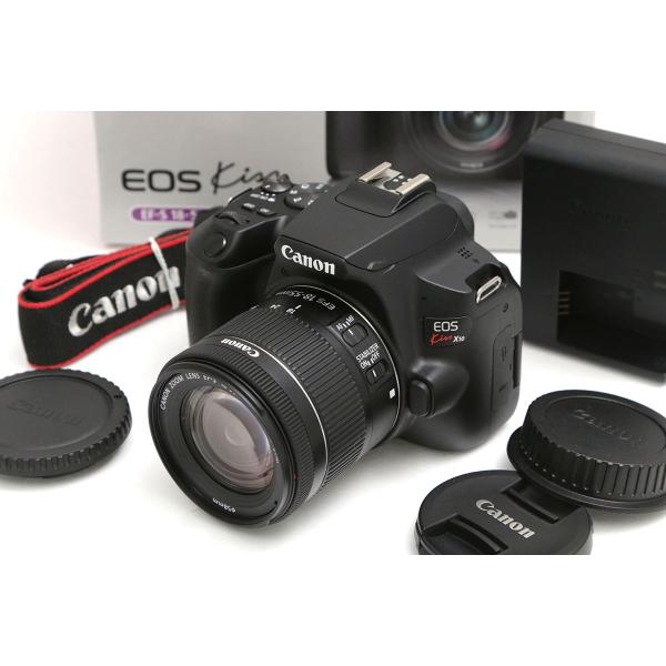 ■商品名キヤノン EOS Kiss X10 EF-S18-55 IS STM レンズキット（センサー清掃済）■状態美品[外観]わずかなスレや小傷はありますが、中古品としてきれいな状態です。[光学]ファインダーやイメージセンサーに異常は無くき...
