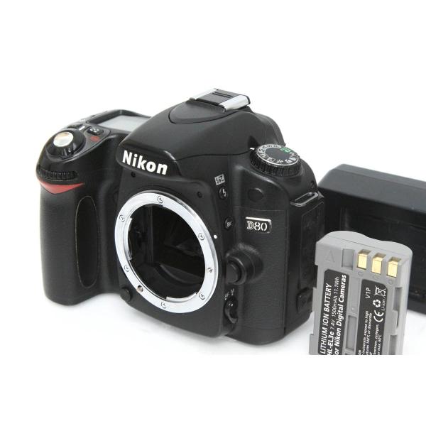 ■商品名ニコン D80 ボディ■状態ジャンク品エラーメッセージが出ます。シャッターは切れるが、画像は記録されません。[外観]状態は商品写真よりご確認ください。[光学]ファインダーやイメージセンサーに異常は無くきれいな状態です。[動作]エラー...