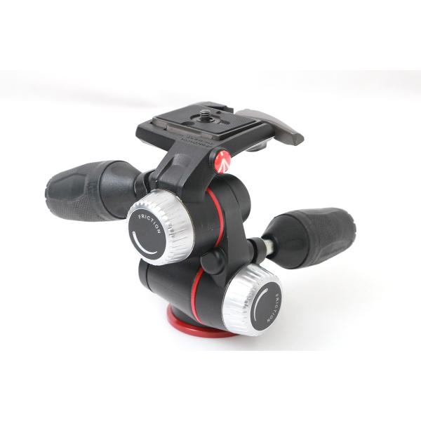 ■商品名マンフロット XPRO3ウェイ雲台 クイックプレート付き MHXPRO-3W■状態並品■付属品無し■動作[雲台 動作]ハンドル・ノブ：問題なしクランプ：問題なしプレート：付属■外観雲台：グリップゴムスレ、プレート取り付け部はげあり※...