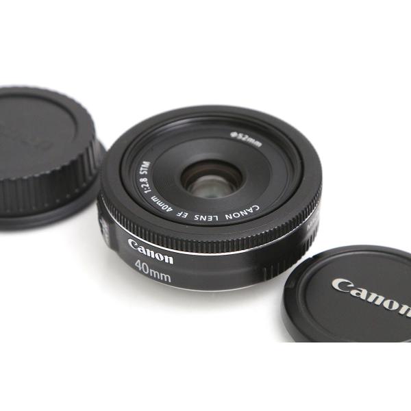 ■商品名キヤノン EF40mm F2.8 STM■状態並品[外観]全体的に使用に伴うスレや傷があります。[光学]レンズ内小カビが少々あります。[動作]基本動作に異常は無く動作良好です。スタッフコメント使用に伴うスレ・キズはありますが、作動は...