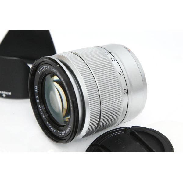 ■商品名富士フイルム フジノンレンズ XC16-50mmF3.5-5.6 OIS [シルバー]■状態並品[外観]全体的に使用に伴うスレや傷があります。[光学]チリの混入はありますがくもりやカビなどは無く実用的な状態です。[動作]基本動作に異...