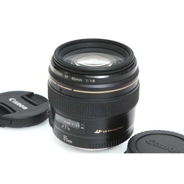 ■商品名キヤノン EF85mm F1.8 USM■状態良品[外観]概ねきれいな状態ですが、一部スレや傷があります。[光学]チリの混入はありますがくもりやカビなどは無く実用的な状態です。[動作]基本動作に異常は無く動作良好です。スタッフコメン...