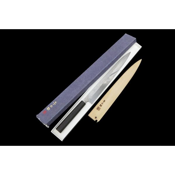 ■商品名子の日 柳刃包丁 尺 本焼 水鏡研 白鋼 黒檀柄 白鞘付・箱付■状態美品■詳細刃渡り：約 304 mm (切先からマチまで)刃の幅：約 36 mm (刃元周辺)刃の厚さ：約 4 mm (刃元部峰側)重量：約 249 g・当店の主観に...