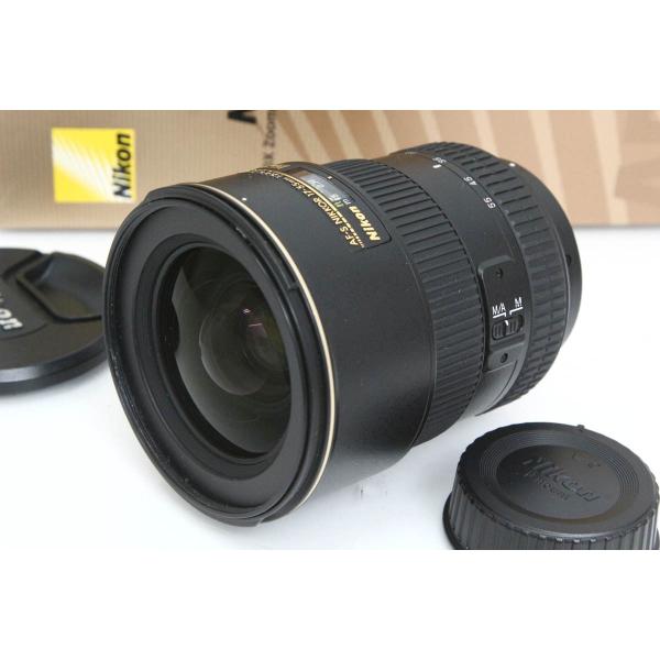 ■商品名ニコン AF-S DX Zoom-Nikkor 17-55mm f/2.8G IF-ED■状態美品[外観]わずかなスレや小傷はありますが、中古品としてきれいな状態です。[光学]わずかな微細チリのみでくもりやカビなど無くきれいな状態で...