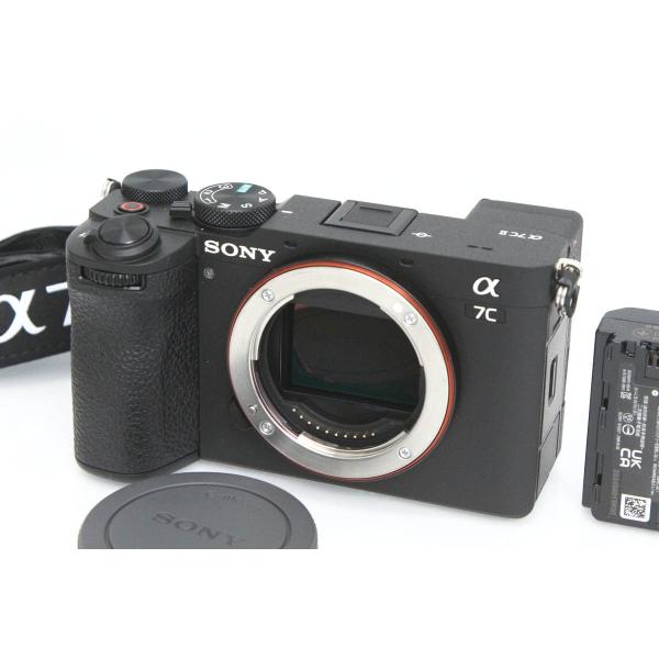 ■商品名ソニー α7C II ILCE-7CM2 ボディ [ブラック]（センサー清掃済み）■状態美品[外観]わずかなスレや小傷はありますが、中古品としてきれいな状態です。[光学]ファインダーやイメージセンサーに異常は無くきれいな状態です。[...