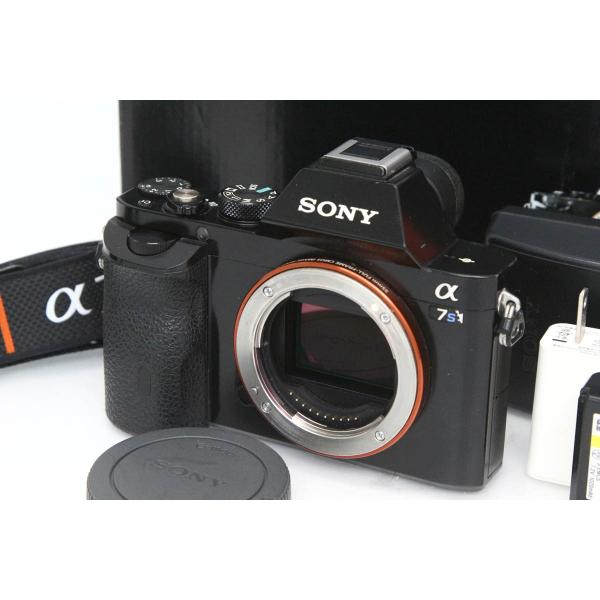 ■商品名ソニー α7S ILCE-7S ボディ■状態お買い得品センサーに薄いスレ傷、汚れがあります。※f16で映り込みはありません。液晶画面に黄変があります。全体的に使用感が大で、傷や汚れがあります。[外観]全体的に使用感が大で、傷や汚れが...