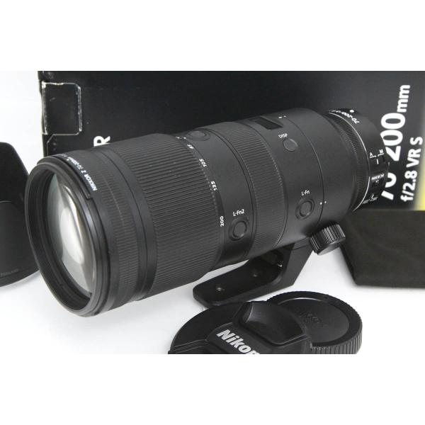 ■商品名ニコン NIKKOR Z 70-200mm f/2.8 VR S■状態良品[外観]概ねきれいな状態ですが、一部スレや傷があります。[光学]チリの混入はありますがくもりやカビなどは無く実用的な状態です。[動作]基本動作に異常は無く動作...