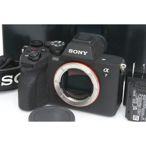 ■商品名ソニー α7 IV ILCE-7M4 ボディ（センサー清掃済み）■状態並品[外観]全体的に使用に伴うスレや傷・汚れがあります。[光学]ファインダーやイメージセンサーに異常は無くきれいな状態です。[動作]基本動作に異常は無く動作良好で...