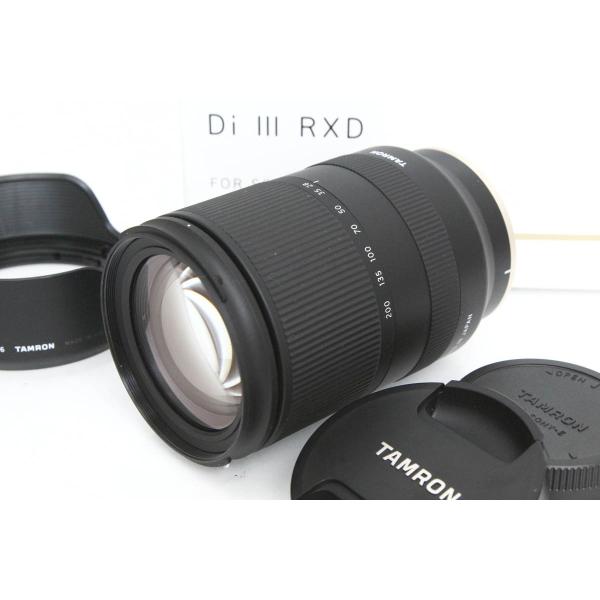 ■商品名タムロン 28-200mm F/2.8-5.6 Di III RXD (Model A071)■状態良品[外観]概ねきれいな状態ですが、一部スレや傷があります。[光学]チリの混入はありますがくもりやカビなどは無く実用的な状態です。[...