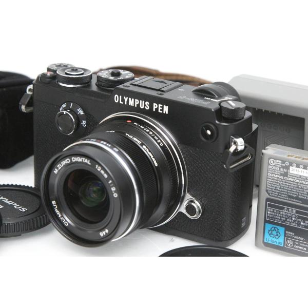 ■商品名オリンパス OLYMPUS PEN-F 12mm F2.0レンズキット [ブラック]（センサー清掃済み）■状態美品[外観]わずかなスレや小傷はありますが、中古品としてきれいな状態です。[光学]ファインダーやイメージセンサーに異常は無...