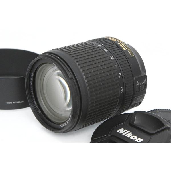 ■商品名ニコン AF-S DX NIKKOR 18-140mm f/3.5-5.6G ED VR■状態お買い得品後群レンズ内周辺部にバルサム切れが発生しております。[外観]全体的に使用に伴うスレや傷があります。[光学]後群レンズ内周辺部にバ...