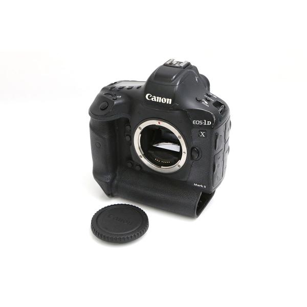 ■商品名キヤノン EOS-1D X Mark II ボディ■状態お買い得品・使用感が高く、スレ・キズ・塗装ハゲが多くあります。現状確認できる症状を記載しております。記載以外の症状が発生する場合がございます。[シャッター数]328,000回以...