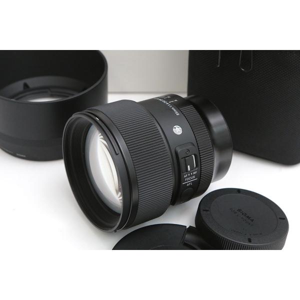 ■商品名シグマ 85mm F1.4 DG DN [ライカL用]■状態良品[外観]概ねきれいな状態ですが、一部スレや傷があります。[光学]チリの混入はありますがくもりやカビなどは無く実用的な状態です。[動作]基本動作に異常は無く動作良好です。...