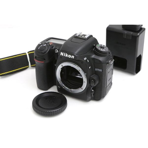 ■商品名ニコン D7500 ボディ（センサー清掃済み）■状態良品[外観]概ねきれいな状態ですが、一部スレや傷があります。[光学]ファインダーやイメージセンサーに異常は無くきれいな状態です。[動作]基本動作に異常は無く動作良好です。[シャッタ...
