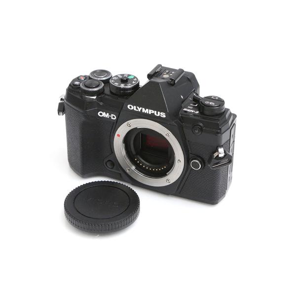 ■商品名オリンパス OM-D E-M5 Mark III ボディ [ブラック](センサー清掃済）■状態良品[外観]概ねきれいな状態ですが、一部スレや傷があります。[光学]ファインダーやイメージセンサーに異常は無くきれいな状態です。[動作]基...