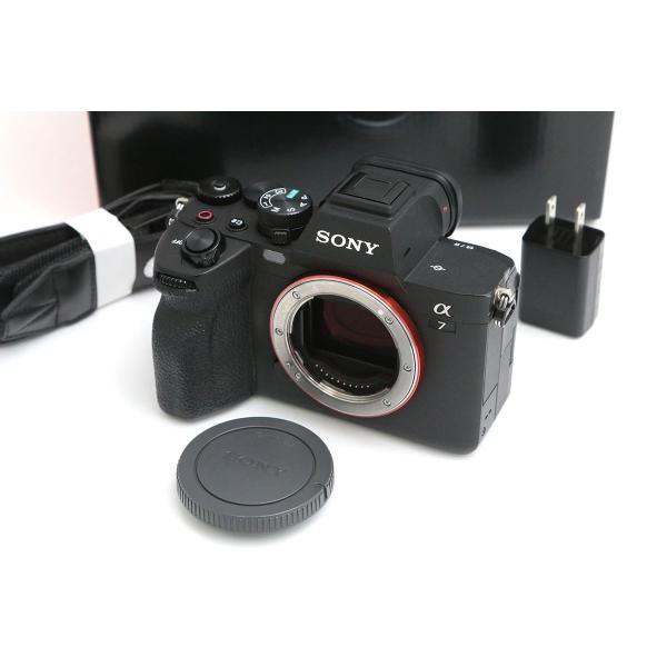 ■商品名ソニー α7 IV ILCE-7M4 ボディ（センサー清掃済み）■状態並品[外観]全体的に使用に伴うスレや傷があります。[光学]ファインダーやイメージセンサーに異常は無くきれいな状態です。[動作]基本動作に異常は無く動作良好です。[...