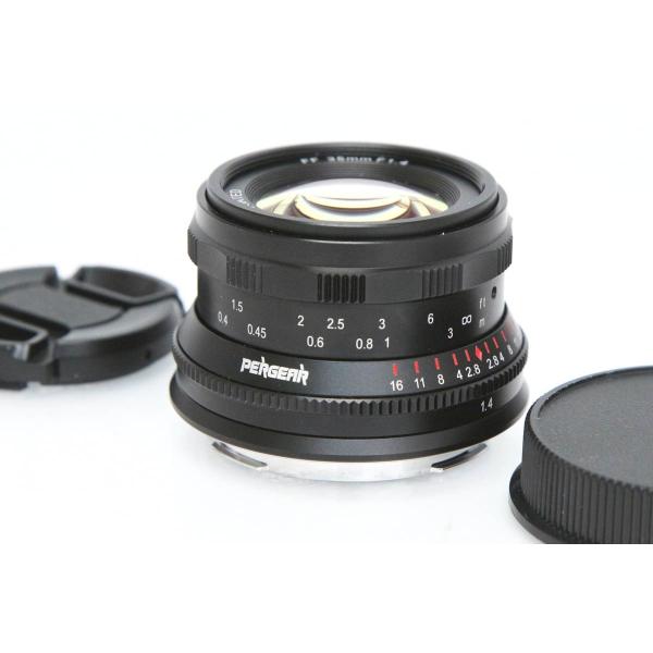 ■商品名PERGEAR 35mm F1.4 [Lマウント]■状態美品[外観]わずかなスレや小傷はありますが、中古品としてきれいな状態です。[光学]わずかな微細チリのみでくもりやカビなど無くきれいな状態です。[動作]基本動作に異常は無く動作良...