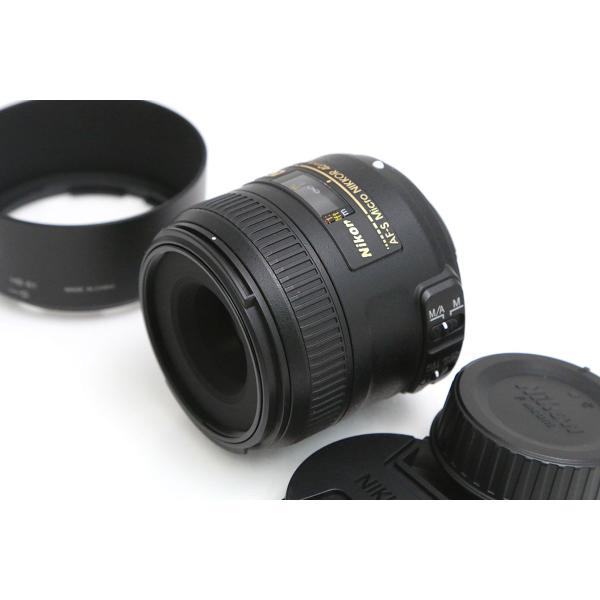 ■商品名ニコン AF-S DX Micro NIKKOR 40mm f/2.8G ■状態美品[外観]わずかなスレや小傷はありますが、中古品としてきれいな状態です。 [光学]わずかな微細チリのみでくもりやカビなど無くきれいな状態です。 [動作...