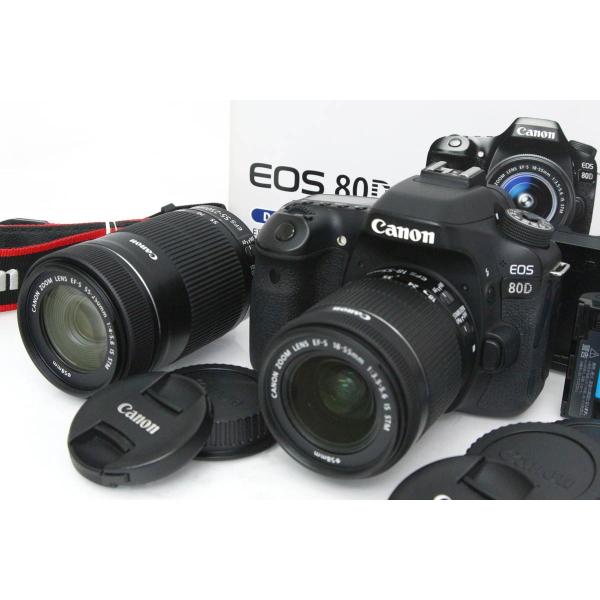 ■商品名キヤノン EOS 80D ダブルズームキット ■状態良品[外観]概ねきれいな状態ですが、一部スレや傷があります。アイピースの爪が破損しており、固定が不十分です。 [光学]ファインダーやイメージセンサーに異常は無くきれいな状態です。レ...