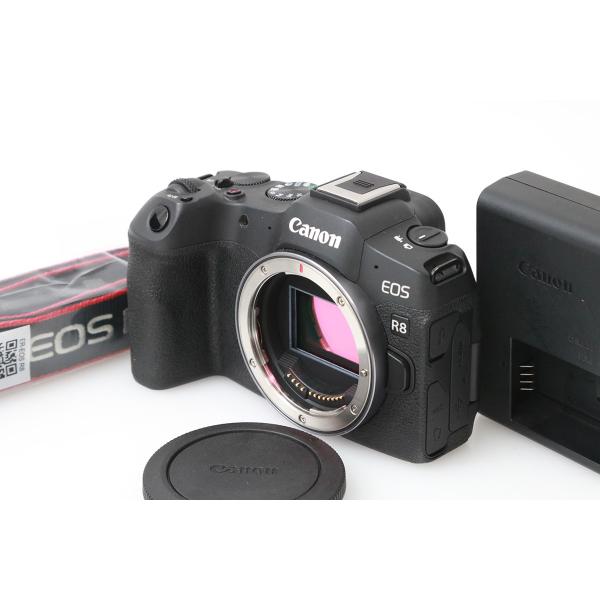 ■商品名キヤノン EOS R8 ボディ■状態美品[外観]わずかなスレや小傷はありますが、中古品としてきれいな状態です。[光学]ファインダーやイメージセンサーに異常は無くきれいな状態です。[動作]基本動作に異常は無く動作良好です。[シャッター...
