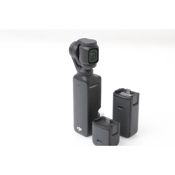 ■商品名DJI OSMO POCKET 3■状態美品[外観]わずかなスレや小傷はありますが、中古品としてきれいな状態です。[光学]レンズやイメージセンサーに異常は無くきれいな状態です。[動作]基本動作に異常は無く動作良好です。■付属品本体ケ...