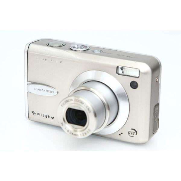 ■商品名富士フイルム FINEPIX F30■状態並品[外観]全体的に使用に伴うスレや傷があります。ボディの文字消えがあります。[光学]レンズ内チリの混入はありますが、カビやくもりはありません。[動作]基本動作に異常は無く動作良好です。[シ...