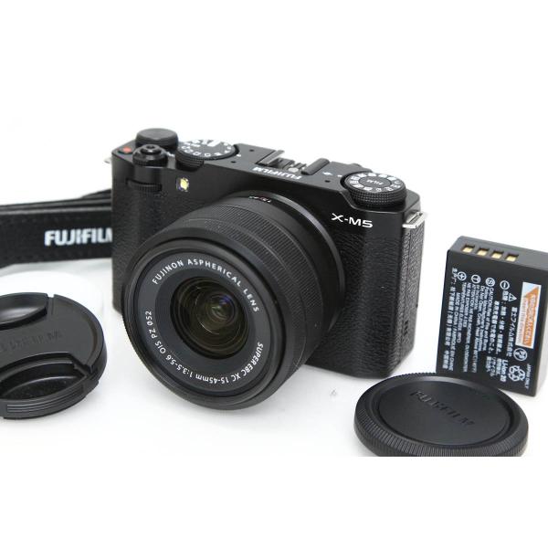 ■商品名富士フイルム FUJIFILM X-M5 XC15-45mmレンズキット [ブラック]（センサー清掃済み）■状態美品[外観]わずかなスレや小傷はありますが、中古品としてきれいな状態です。[光学]イメージセンサーに異常は無くきれいな状...