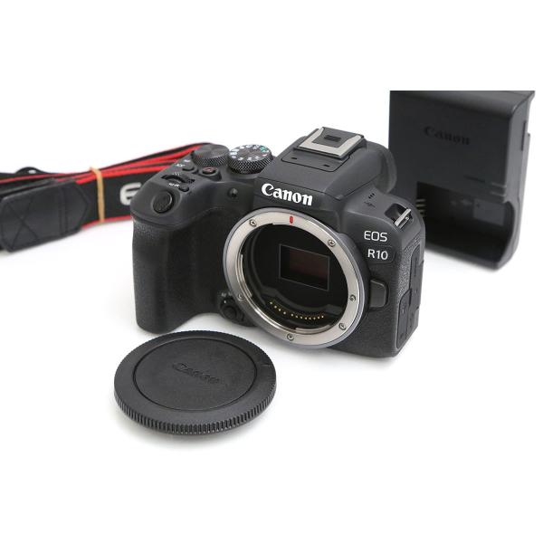 ■商品名キヤノン EOS R10 ボディ■状態良品[外観]概ねきれいな状態ですが、一部スレや傷があります。化粧品臭付着があります。[光学]ファインダーやイメージセンサーに異常は無くきれいな状態です。[動作]基本動作に異常は無く動作良好です。...