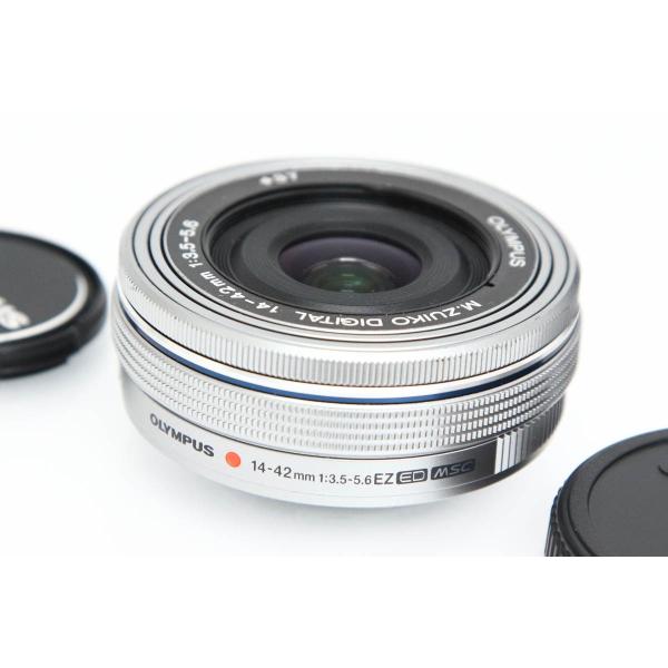■商品名オリンパス M.ZUIKO DIGITAL ED 14-42mm F3.5-5.6 EZ [シルバー]■状態お買い得品・中玉にくもりが発生しております。・作動は良好です。現状確認できる症状を記載しております。記載以外の症状が発生する...