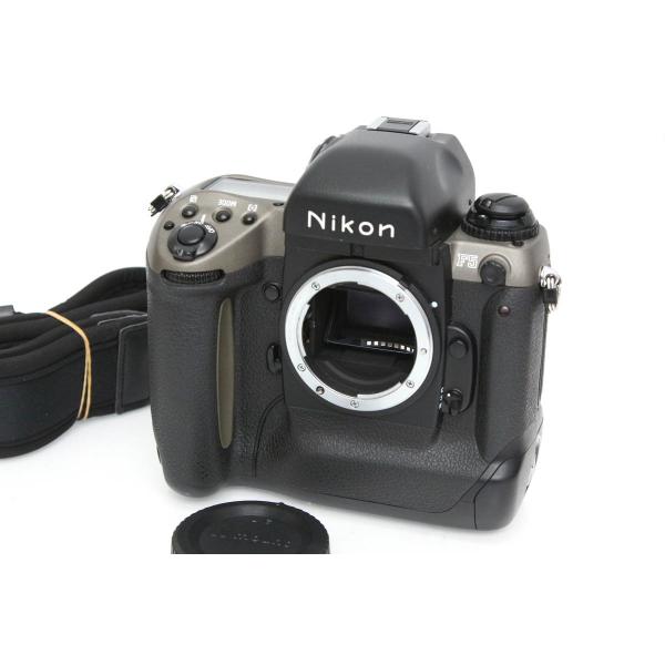 ■商品名ニコン F5 ボディ 50周年記念モデル■状態良品■付属品ストラップストラップ留め具2個アイピースて上記、主要な付属品を記載しております。画像にあるものが全てとなりますので、詳細は商品写真よりご確認ください。■動作フィルム巻き上げ：...