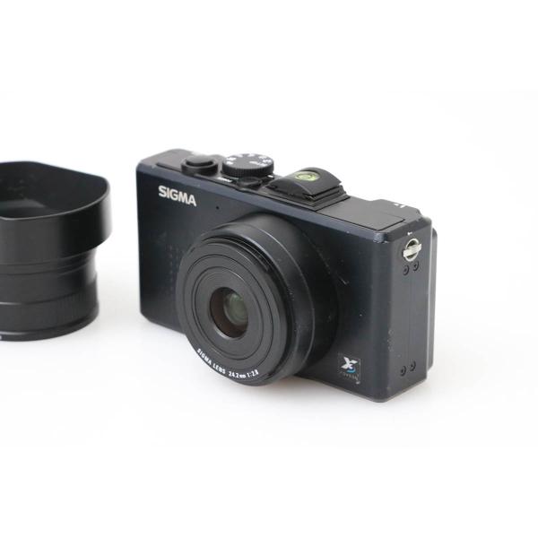 ■商品名シグマ SIGMA DP2■状態ジャンク品状態未確認のためジャンク品としての出品となります。[外観]状態は商品写真よりご確認ください。■付属品商品写真に写っているものが全てです。商品写真よりご確認ください。■コメント当商品は ジャン...
