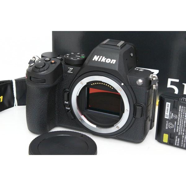 ■商品名ニコン Z5II ボディ■状態極美品[外観]目立つダメージや使用感など無くきれいな状態です。[光学]ファインダーやイメージセンサーに異常は無くきれいな状態です。[動作]基本動作に異常は無く動作良好です。[シャッター数]1回■付属品バ...
