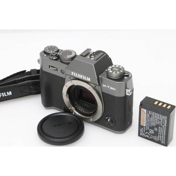 ■商品名富士フイルム FUJIFILM X-T30 III ボディ [チャコールシルバー]■状態良品[外観]概ねきれいな状態ですが、一部スレや傷があります。液晶枠にキズがあります。[光学]ファインダーやイメージセンサーに異常は無くきれいな状...