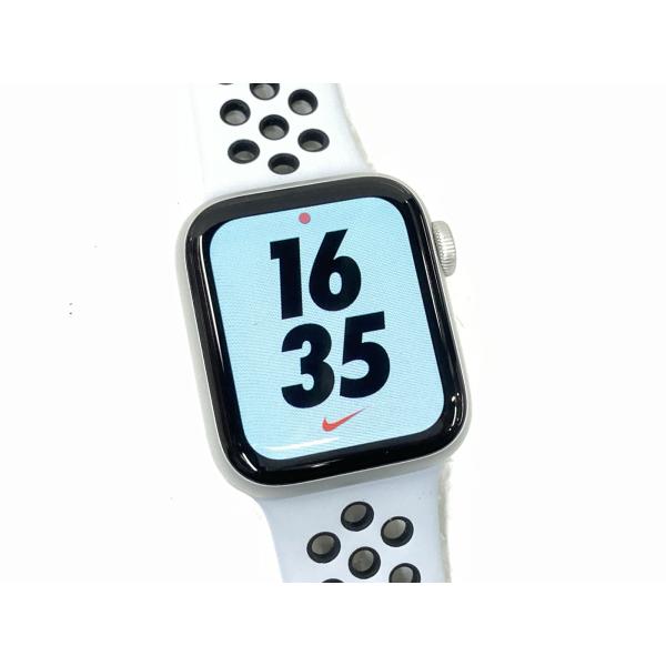Apple Watch Nike (GPS)40 mmケース（モデル：A2291）シルバーのアルミニウム製Ion-Xガラス、Retinaディスプレイ、Nikeロゴ入りのセラミック裏蓋40MM シルバーアルミニウムケース ピュアプラチナム／ブ...
