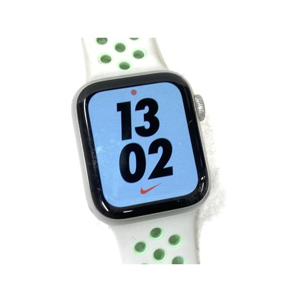 Apple Watch Nike (GPS)40 mmケース（モデル：A2351）シルバーのアルミニウム製Ion-Xガラス、Retinaディスプレイ、Nikeロゴ入りのセラミック裏蓋40MM スプルースオーラ/ベイパーグリーンNikeスポー...