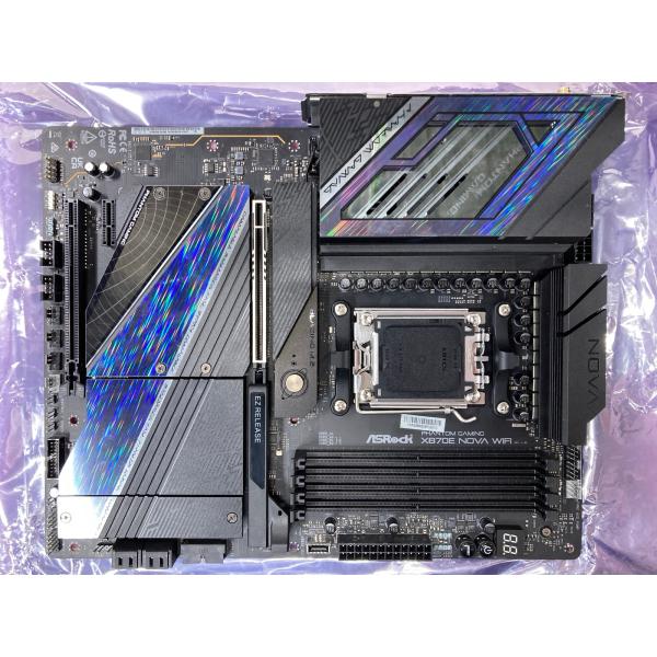 - AMD AM5 ソケット Ryzen 9000, 8000 および 7000 シリーズ CPU に対応- ATX 規格: 12.0-in x 9.6-in, 30.5 cm x 24.4 cm*利用可能な拡張スロットはCPUに応じて異な...