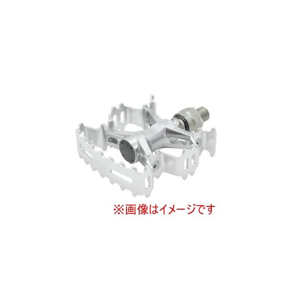 【取寄品 出荷：約5−9日 土日祝除く】複数のプレス曲げで成形された、波打つようなフォルムのアルミ合金製プレートを採用