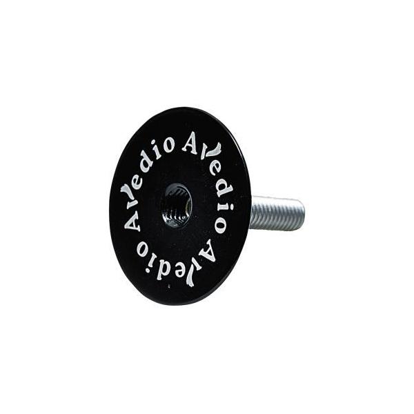 【取寄品 出荷：約5−9日 土日祝除く】トップキャップとネジが一体になった、厚み1mmを切る極薄のトップキャップです。 装着時にステム上部がフラットになるので、自転車の完成度がグッと上がります。 材質:アルミ 重量:5g